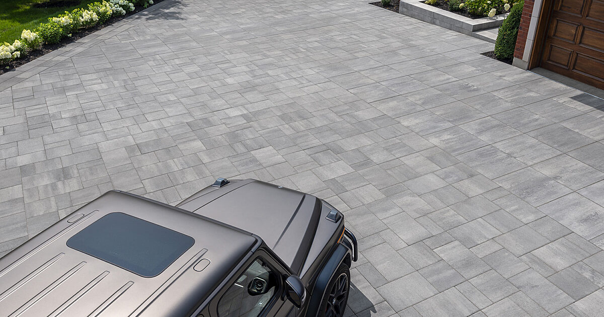 Rinox | Landscaping Color of the Year 2025: Husky